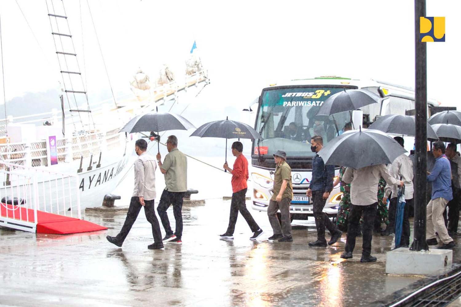 Waterfront Marina Labuan Bajo Jadi Tempat Sandar Phinisi KTT ASEAN ...