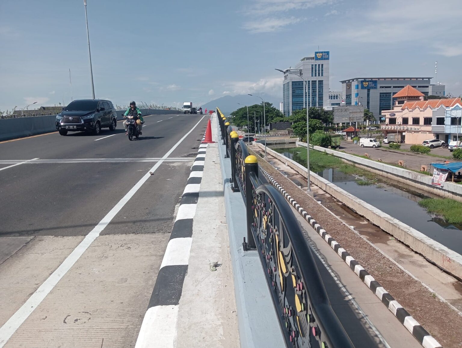 Flyover Madukoro, Simbol Kesatuan dan Peningkatan Ekonomi - Majalah Lintas