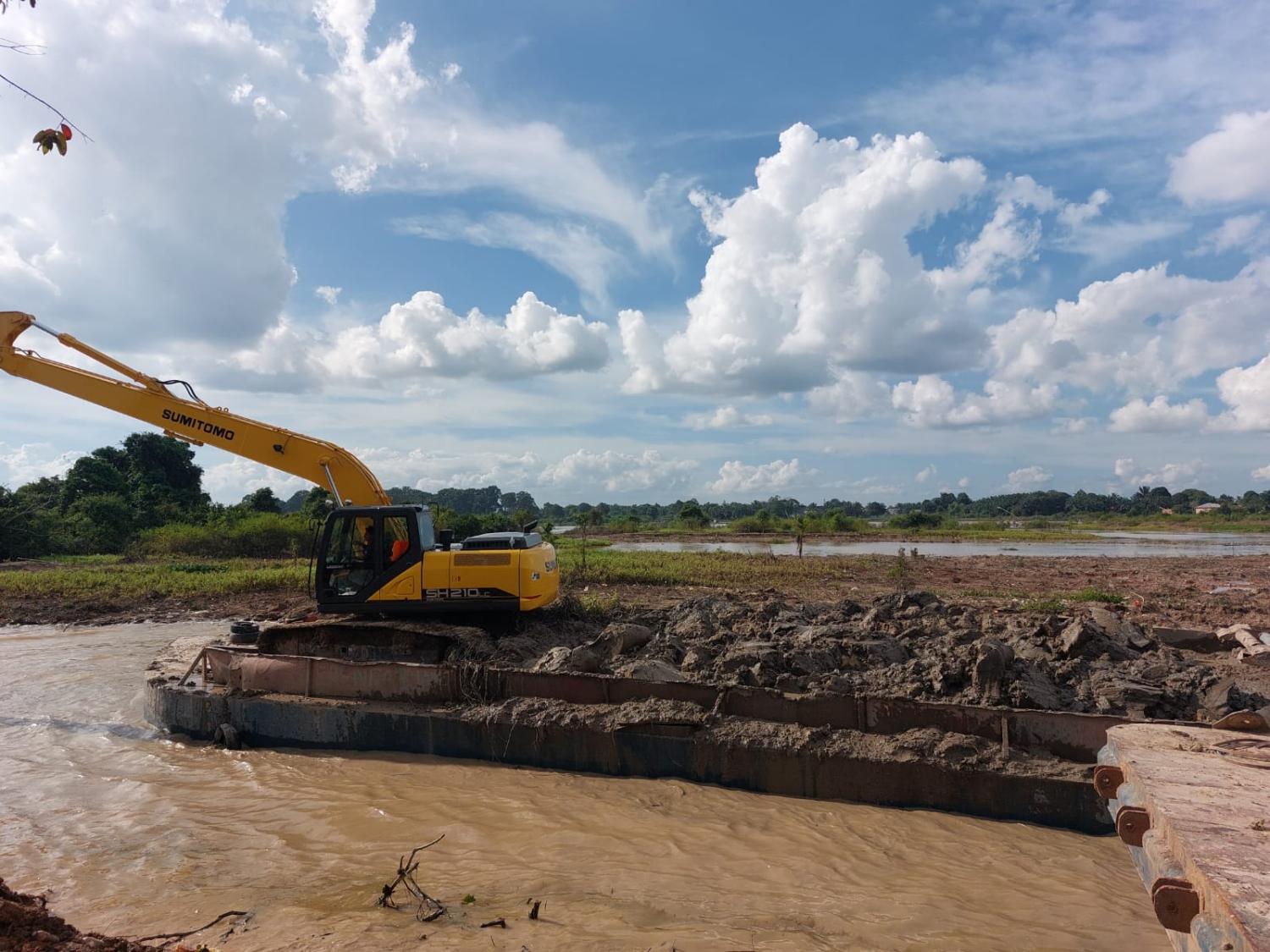 Kurangi Banjir, BWS Sumatera VI Normalisasi di Danau Kenali Kota Jambi ...