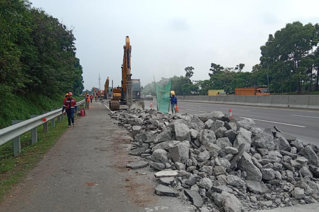 Rekonstruksi Jalan di Tol Jakarta-Cikampek Dimulai, Ini Titik dan Jadwalnya - Majalah Lintas